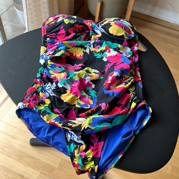 Anne Cole | Swim | One Piece Anne Cole Swimsuit | Poshmark